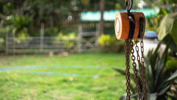 How Does a Chain Hoist Work? - Grandlifting