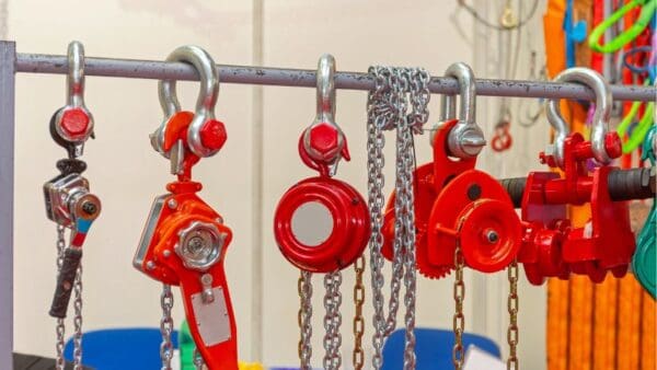 Types of Lifting Equipment: A Simple Guide to Your Options