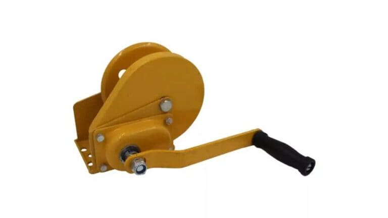 How to Use a Hand Winch: Step-by-Step Operation